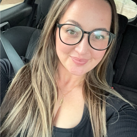 Ash's Closet (@lynann) | Poshmark